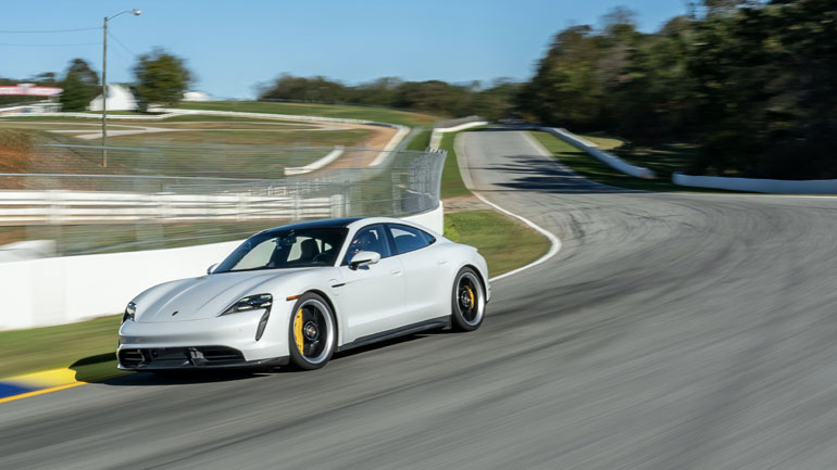 Άπιαστη στην πίστα η Porsche Taycan Turbo S - Zougla